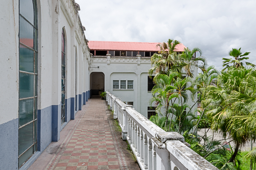 Escuela de Enfermería de la UCV (antiguo Noviciado del Sagrado Corazón ...